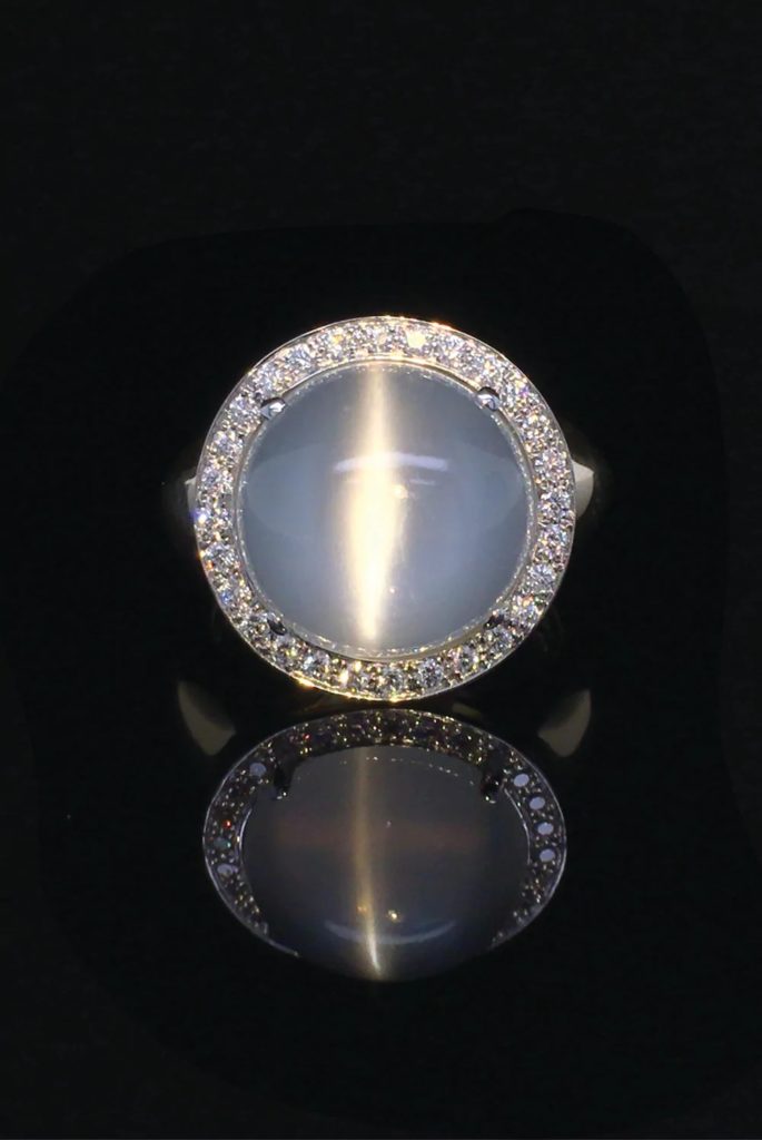 Beautiful Birthstones of June | American Gem Society